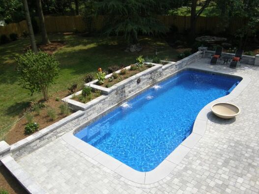 5 Seamless Ways to Integrate a Retaining Wall into Your Pool Project