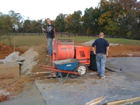 Vermiculite vs. Grout Vinyl Liner Pool Bottom: Which Is Better?