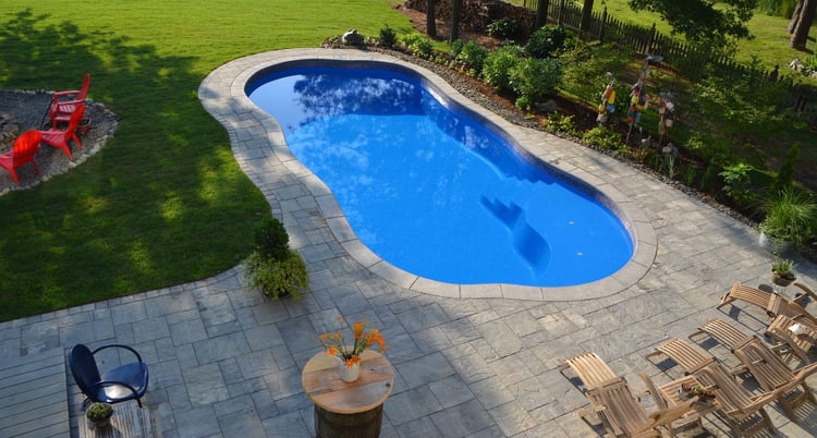 How to Customize a Fiberglass Pool