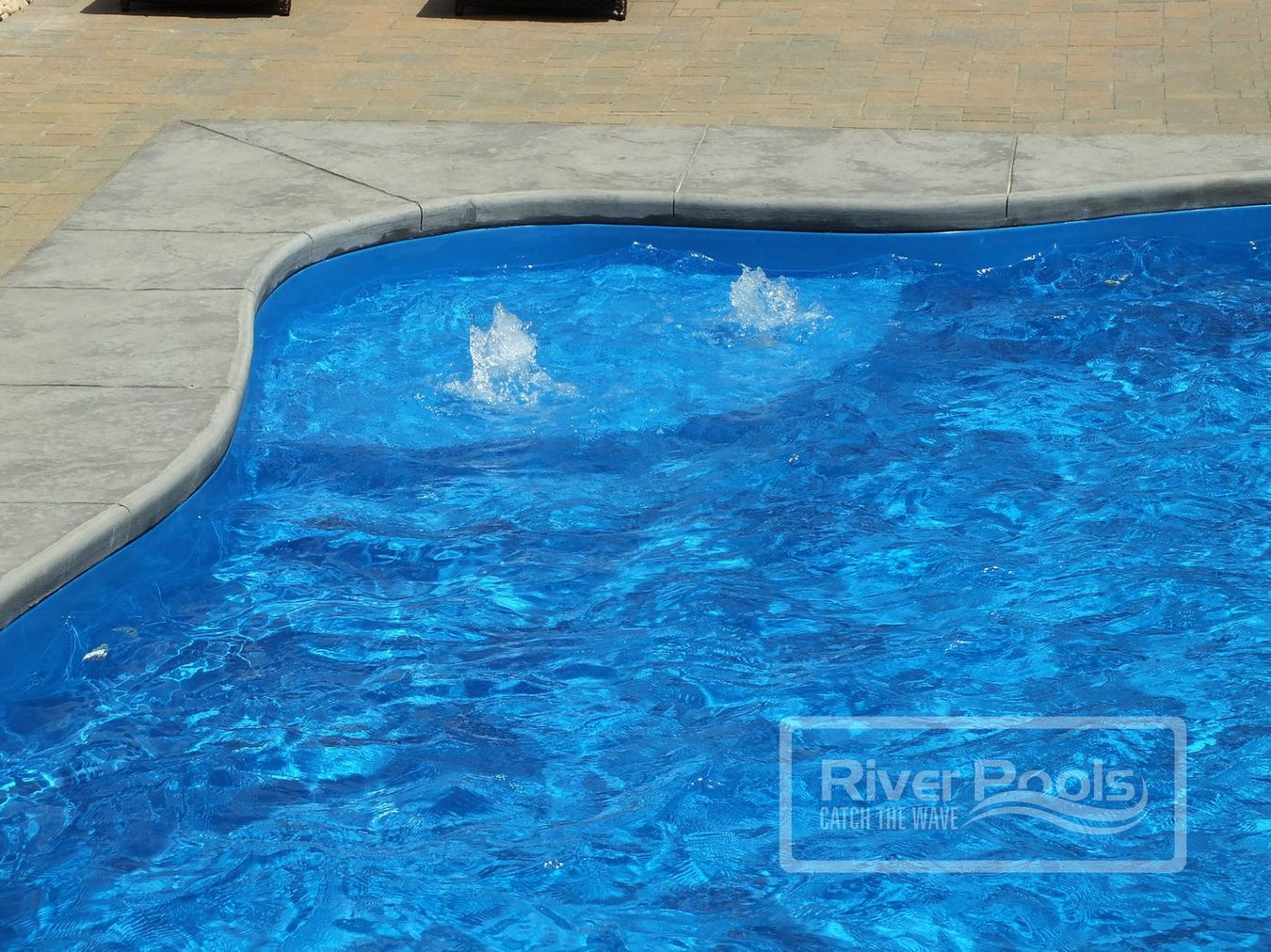 Customizing Your Tanning Ledge: Lights, Bubblers, and More